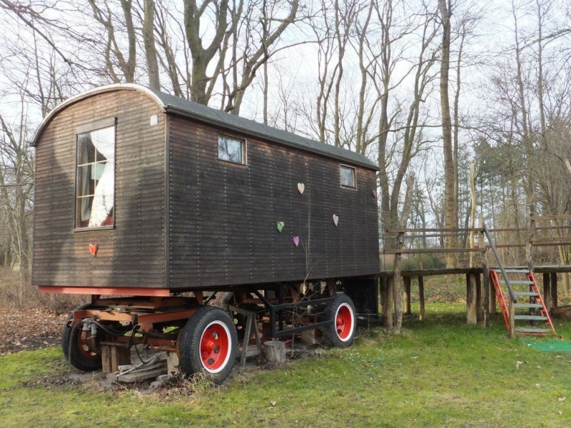 Circus caravan | Naturerlebnishof Uferloos